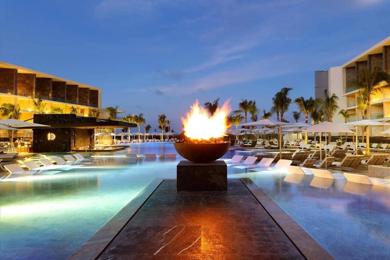 Trs coral hotel store